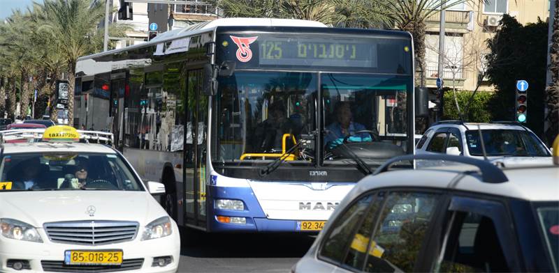 Tourist Rav-Kav bus-train cards now sold at airport - Globes